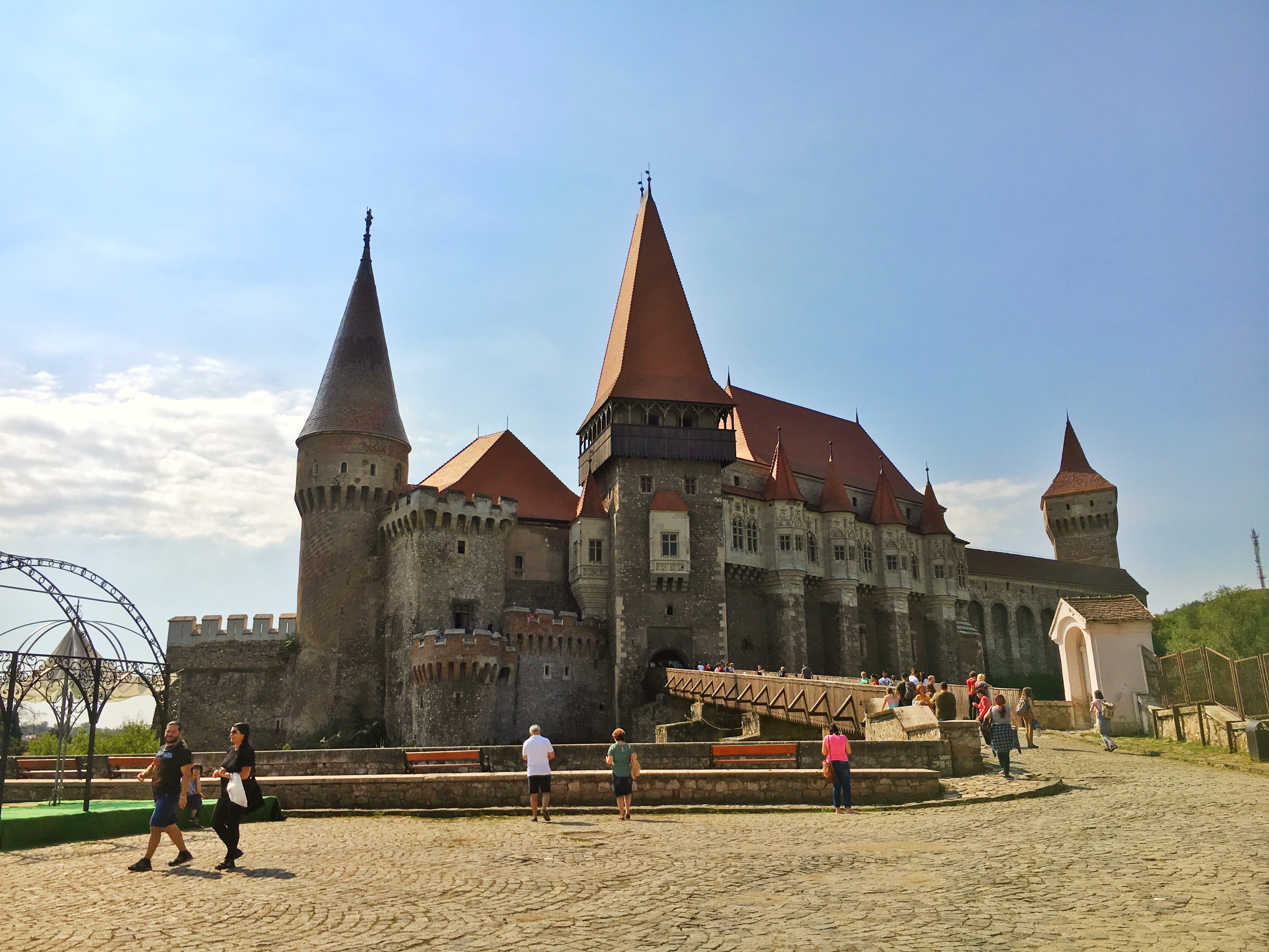 O dimineață în cel mai frumos castel din Transilvania - Fine Society