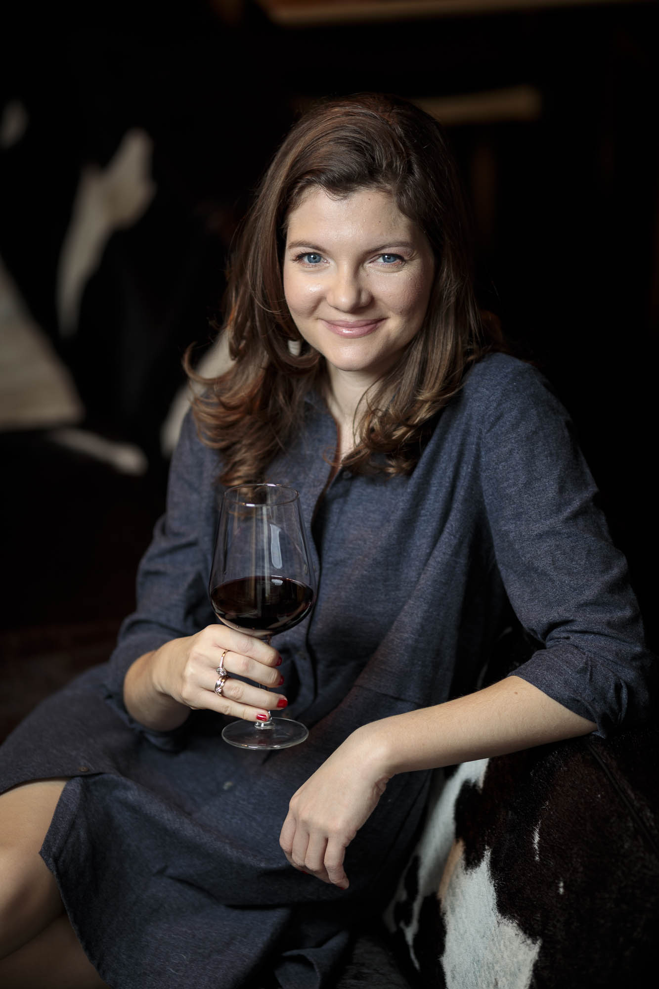 Andreea Micu: povestea vinului, istorisită de un avocat care scrie ...