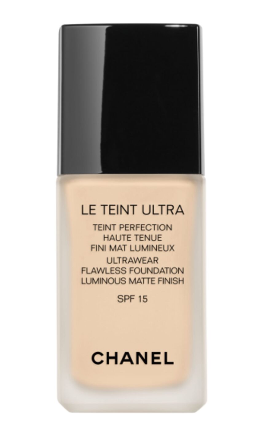 Cele 10 produse cosmetice Chanel care mă însoțesc în orice călătorie ...
